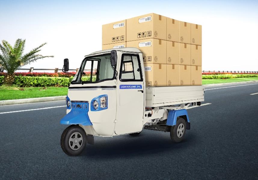Mahindra Zor Grand Delivery Van 3 Wheeler Price, Specs, Mileage ...
