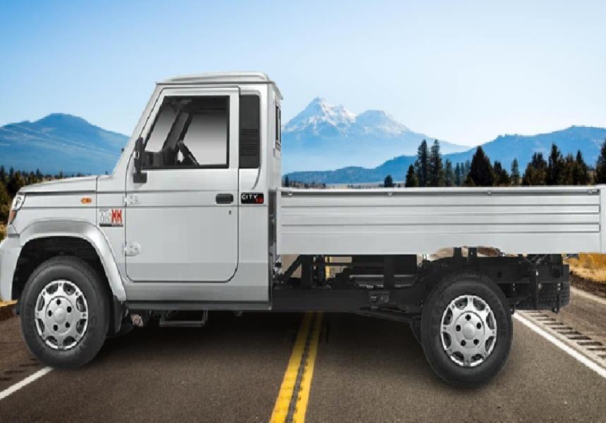 Mahindra Bolero Maxx City Pikup 1.3 LX CNG pictures, photos | TrucksBuses.com