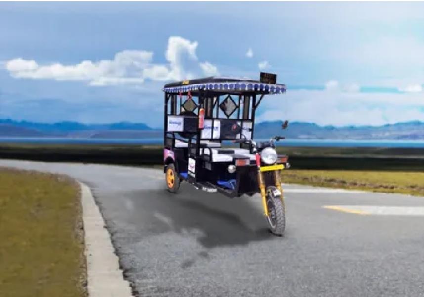 3 Wheeler Atut Sangam Passenger auto rickshaw mileage | TrucksBuses.com