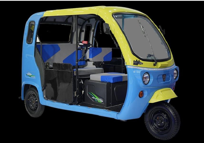Godawari Eblu Rozee 3 Wheeler Auto Price, Specs, Mileage & Images ...