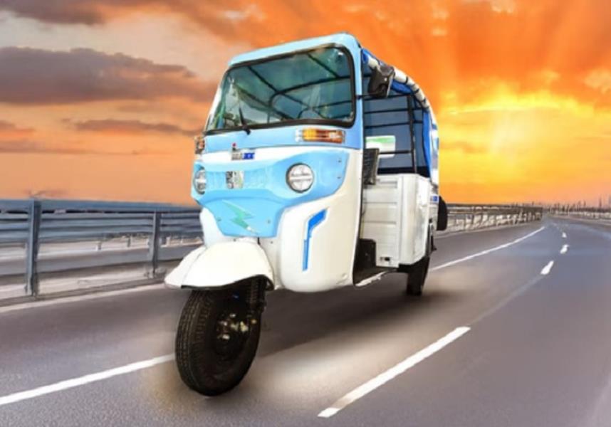 Supertech EV Passenger Maxx 3 Wheeler Auto Price, Specs, Mileage ...